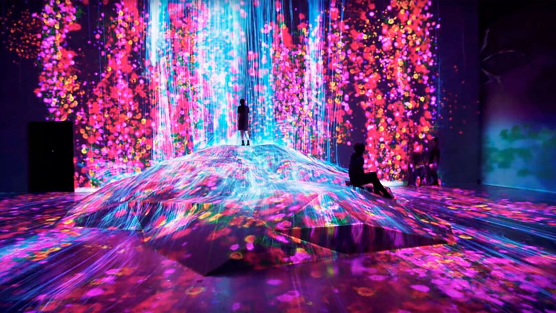 Top 3 Uses of Projection Mapping in Events - Edge Click Park
